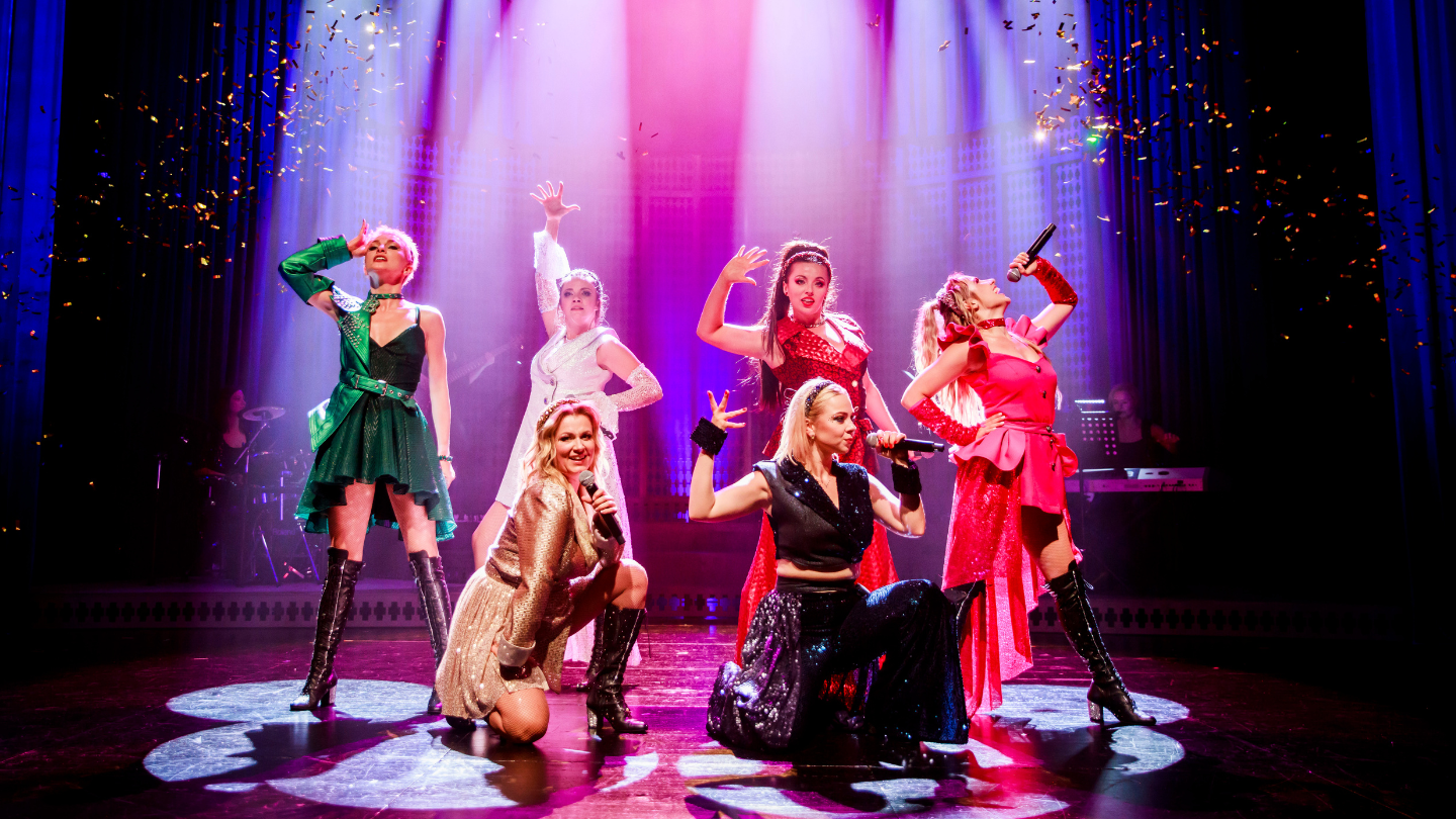 SIX - Teatr Syrena - LekoTravel